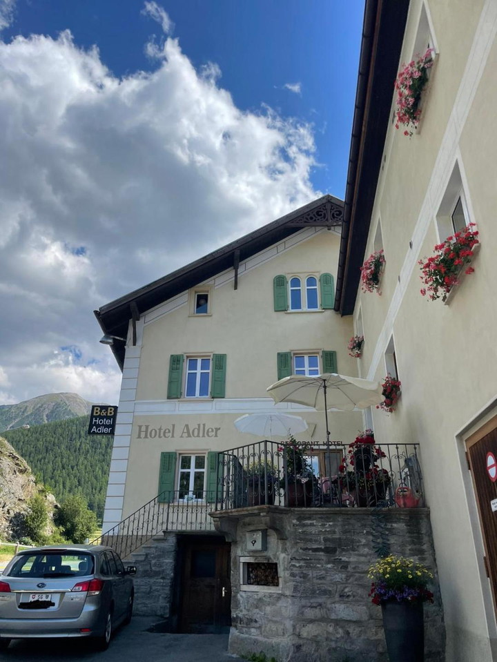 Hotel Adler Garni - Canton Grigioni