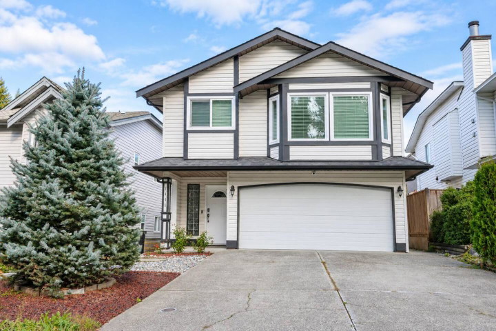 Bright 2br Suite Near Hyde Creek Trails - Pitt Meadows