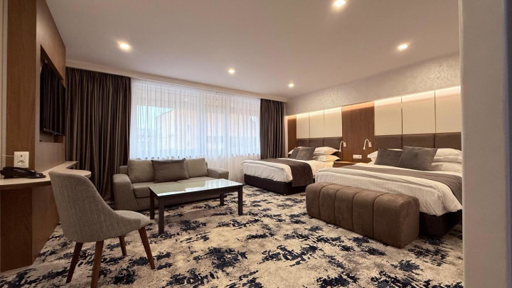 Erebuni Hotel Republic Square - Jerewan