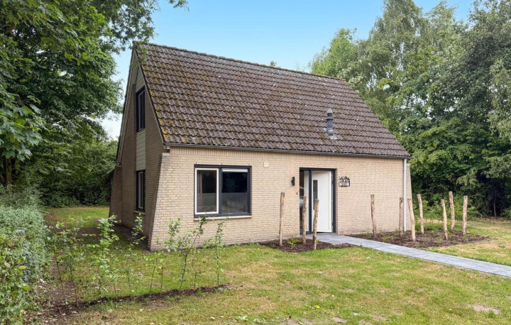 3 Bedroom Stunning Home In Hoeven - Essen, Belgium