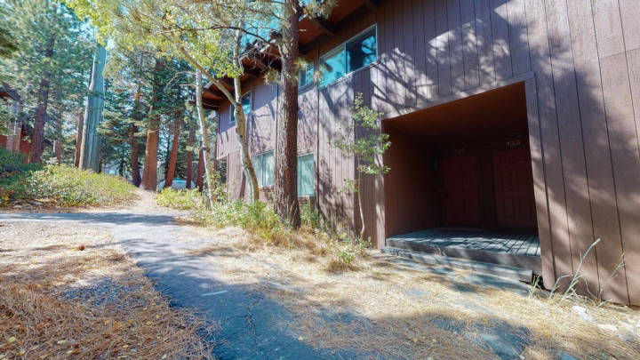 Mammoth Estates 2 Bedroom Condos Near Mammoth Village - California