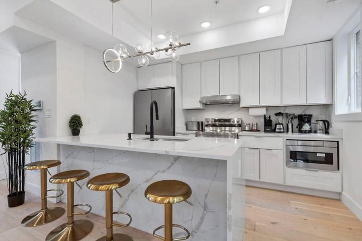 Capitol Hill 4 Charming Townhouse In Downtown Dc With Rooftop Free Parking And Wifi - Hyattsville, MD