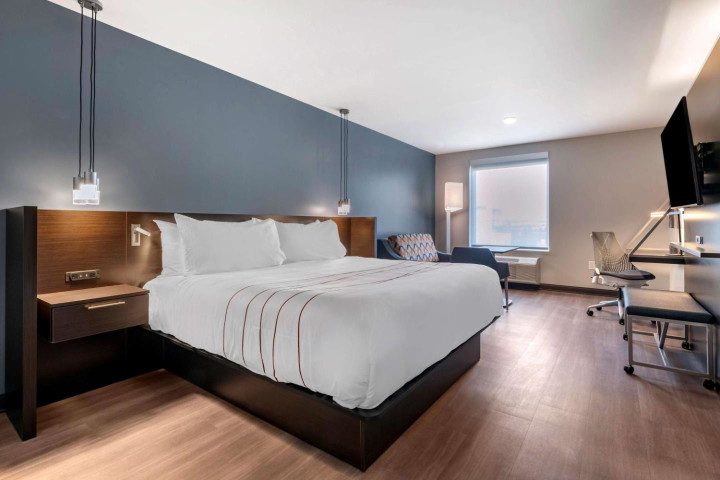 Vīb Hotel By Best Western Denver Rino - Thornton, CO