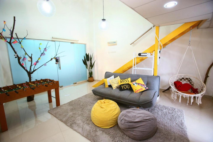 Private Beanie (Private Cinema, Swing & More) At Ceo Penang - Bayan Lepas