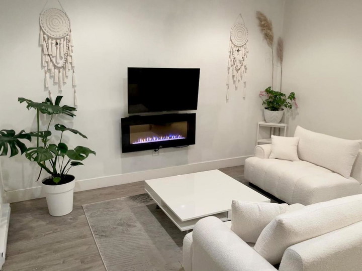 Autumn Private 1br Garden Suite W Parking & Kitchen - Langford