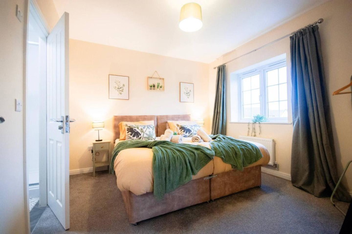 Luxe 3br - 8 Min To Town Centre - Bradgate Park Leicester - Parking - Garden - Loughborough