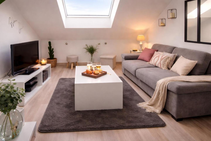 Charmant Loft Climatisé 50 M De La Gare - Chalon-sur-Saône