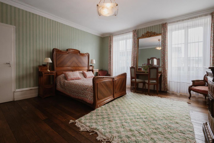 Romantic French Family Home - Meuse