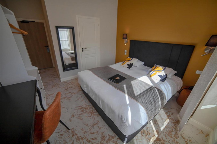 Logis Hôtel & Restaurant - Les Hauts De Montreuil - Berck