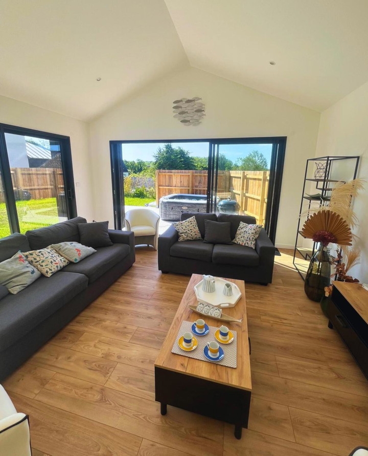 Ideal - Villa, Jaccuzi & Jardin Privé - 1 à 11 Personnes - Proche Plage & Bourg - Saint-Lunaire