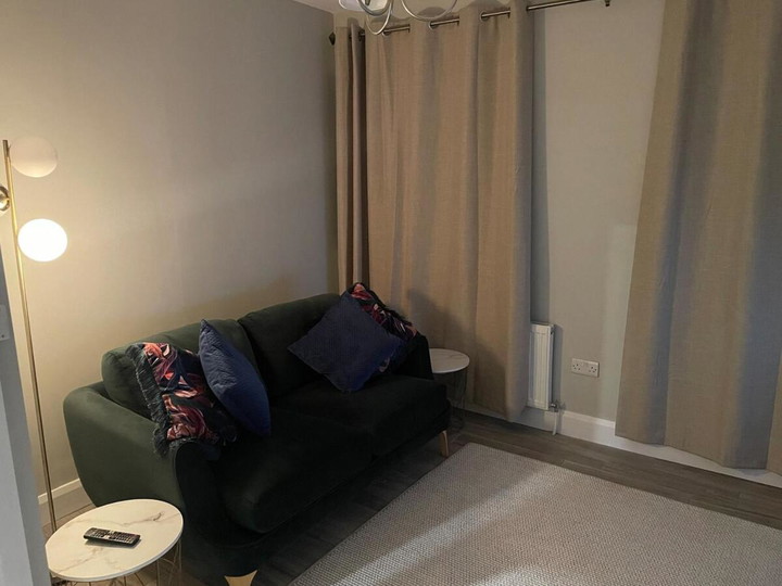 Newly Renovated Apartment In Castlebar - Full Kitchen! - Castlebar