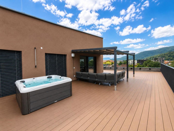 Prestige Rooftop Apartments Viva With Hot Tub - Maribor