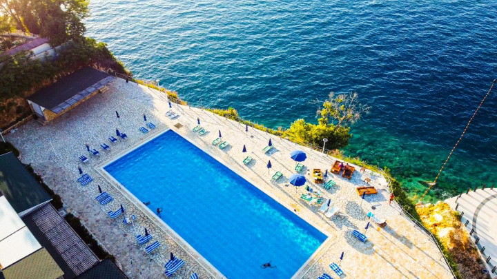 Villa Amos At Aquamarine Residence - Albania