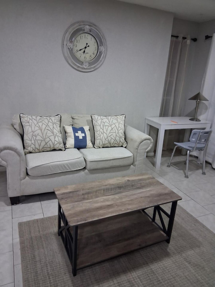 Braeburn Cozy Condo - Sugar Land, TX