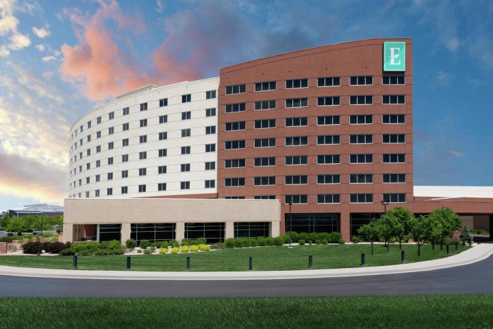 Embassy Suites Loveland Conference Center - Loveland, CO