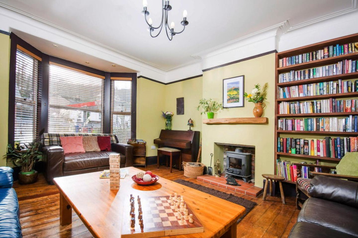 Llangollen Hostel - The Whole Bedroom - Self Catering Facilities - Wales