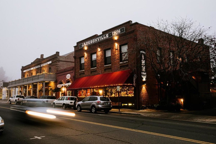 Historic Jacksonville Inn - Jacksonville, OR