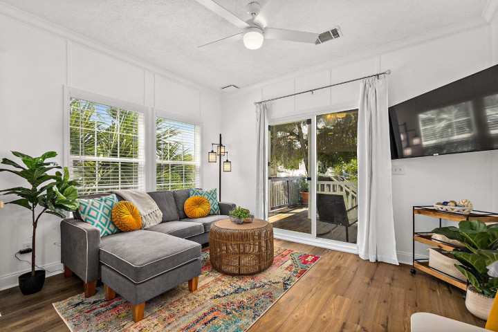 Treetop Cottage - 3 Blocks From Historic District - St. Augustine, FL