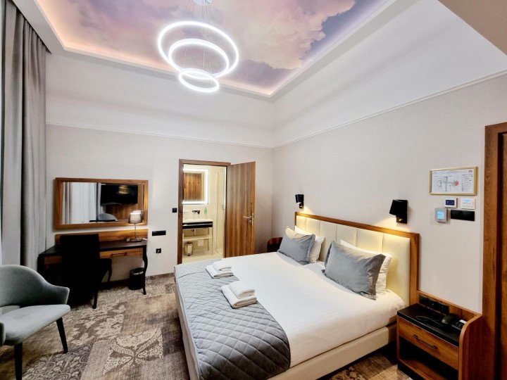 Sky Hotel Kraków - Krakau