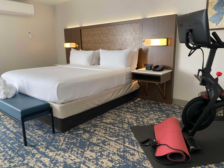Doubletree By Hilton Tinton Falls-eatontown - Red Bank, NJ