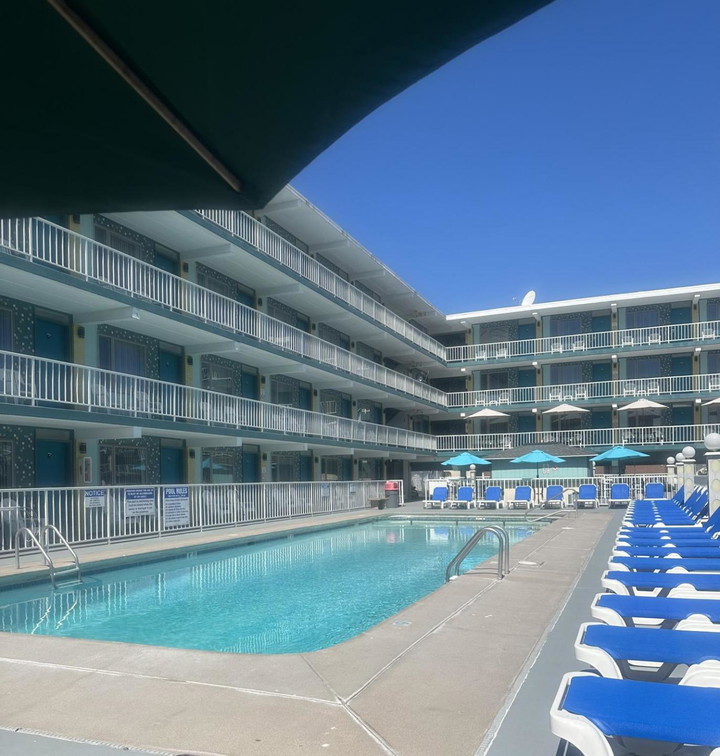Royal Canadian Motel - Wildwood, NJ