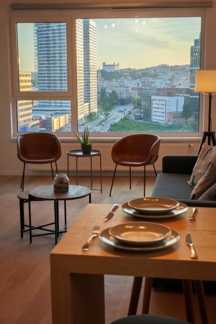 Premium New Apartment With Panoramic Castle View - Bratislava