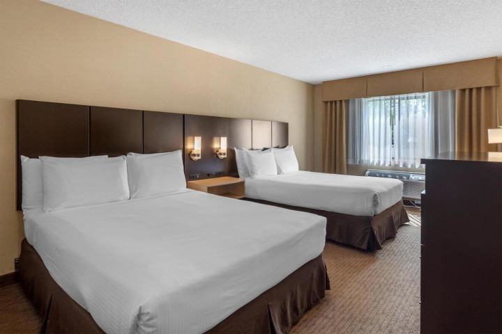 Best Western Seattle Airport Hotel - Des Moines, WA