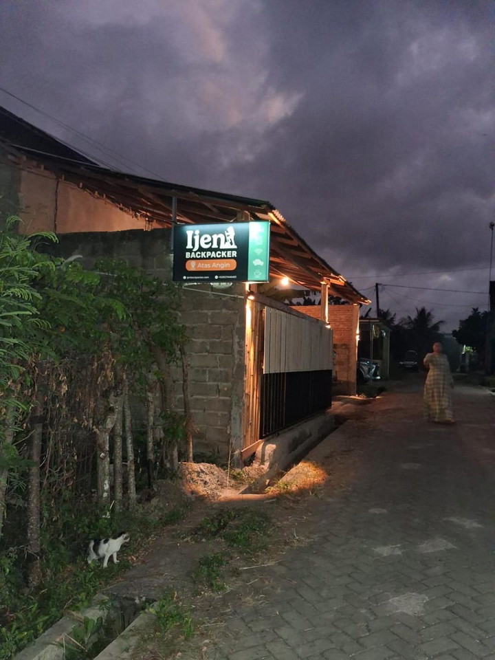 Ijen Backpacker Atas Angin - Banyuwangi