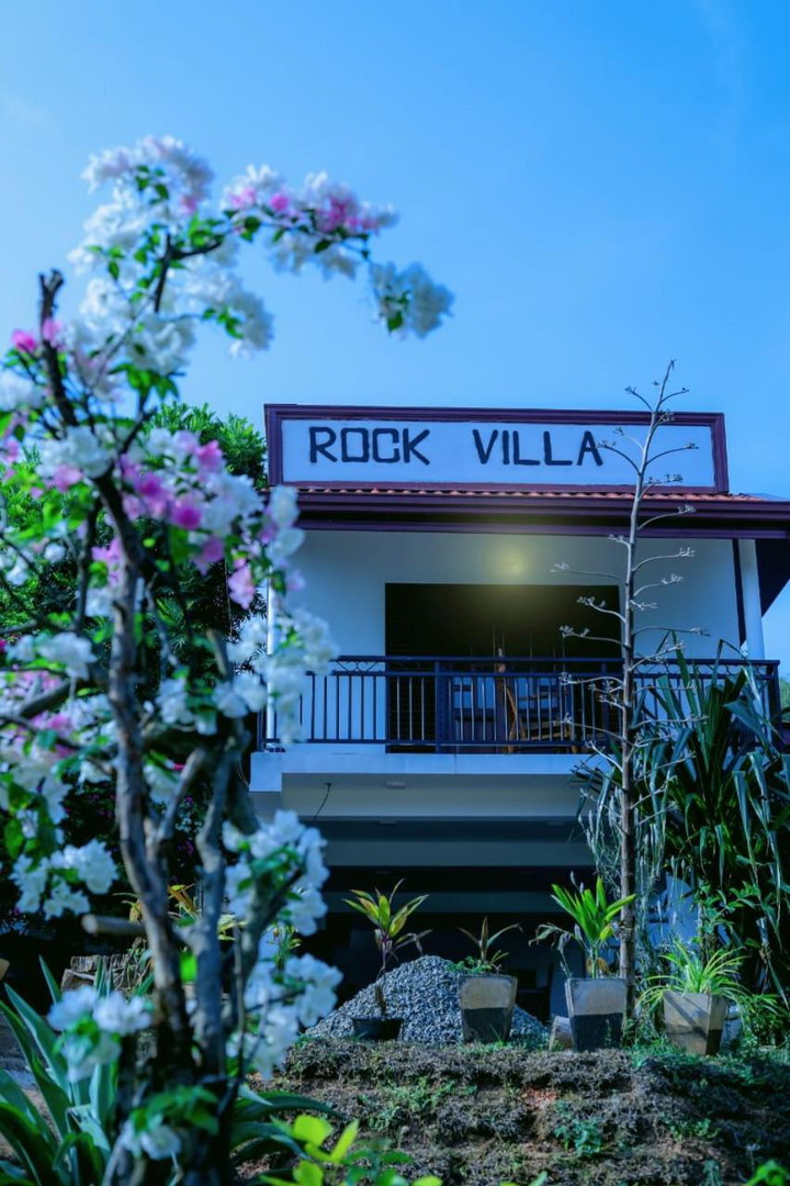 Rock Villa Relax City Resort - Sri Lanka