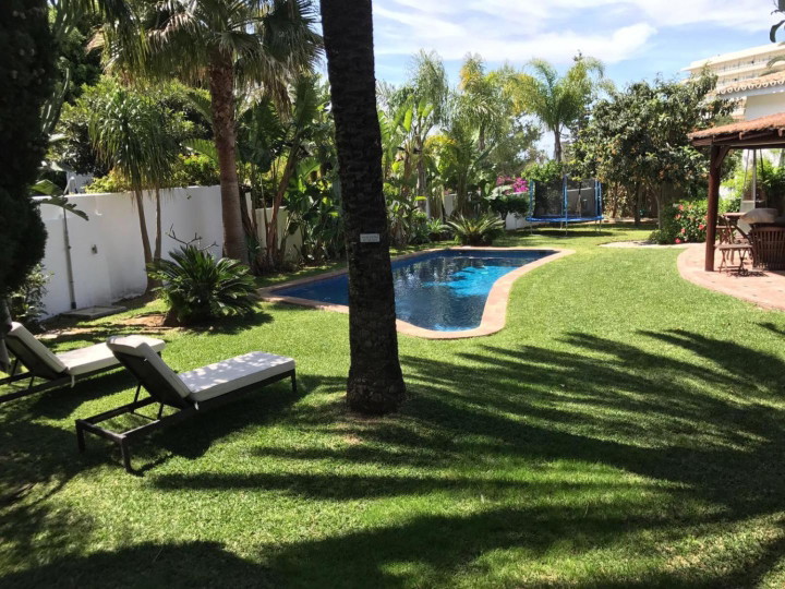 Villa With Heated Pool And Jacuzzi Close To Puerto Banus And Beach - Costa del Sol