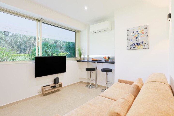 Upstays Cosy Studio 15m2 With Pool And Quiet - Cannes