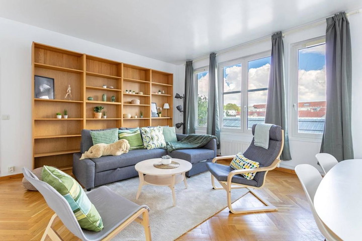Parisian Flat, Large Terrace & Eiffel Tower View - Enghien-les-Bains