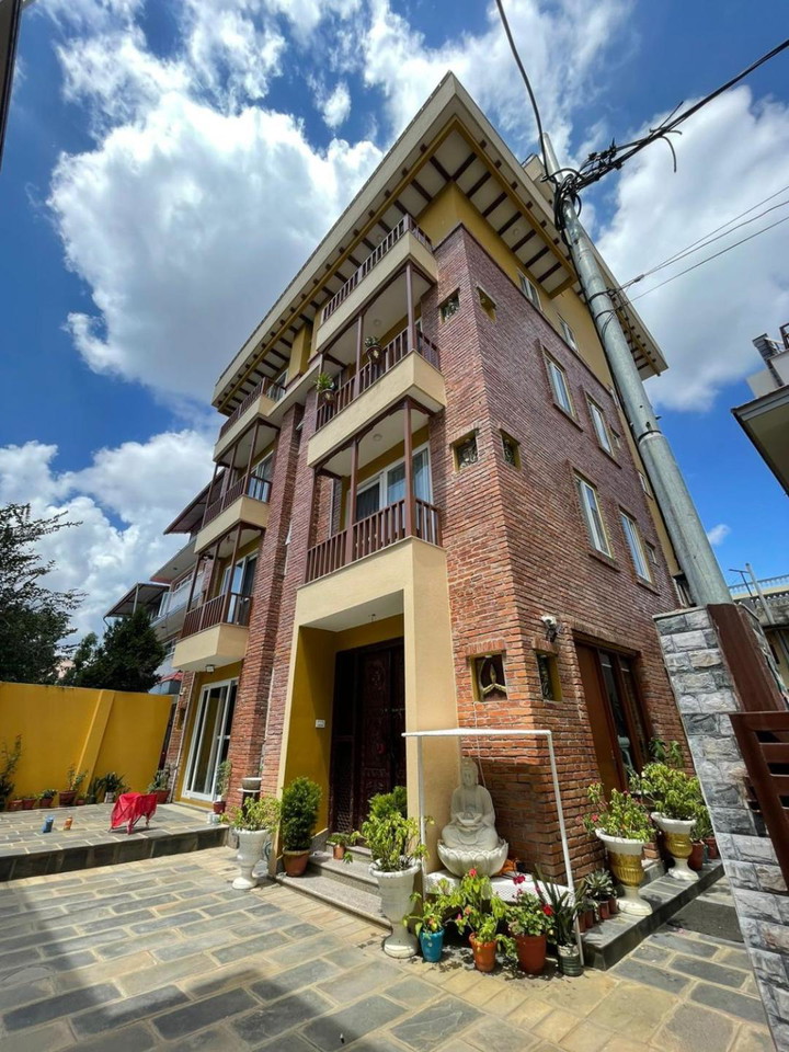 Munus Travel Home Is "A Peaceful Home Away From The City" - Katmandú