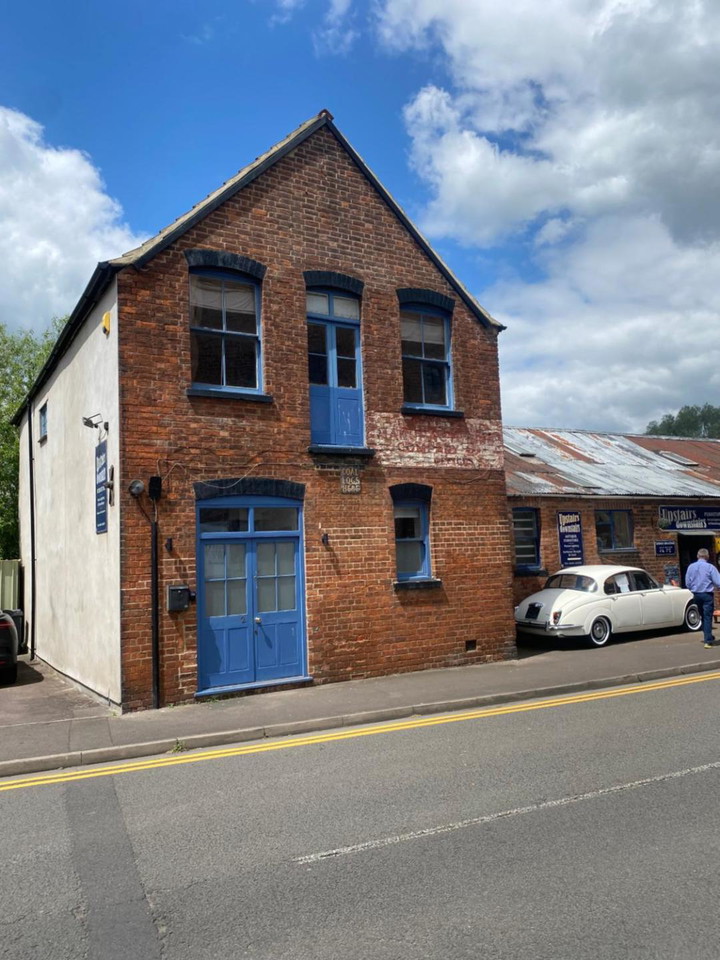 1 Bed River Apartment On The Docks - Gloucestershire