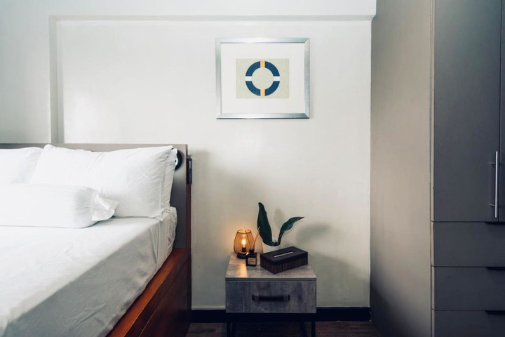 Functional Stay Near Airport, Business Districts - Taytay