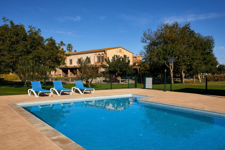 Can Pujol - Casa Rural 16-20 Personas - Torroella de Montgrí