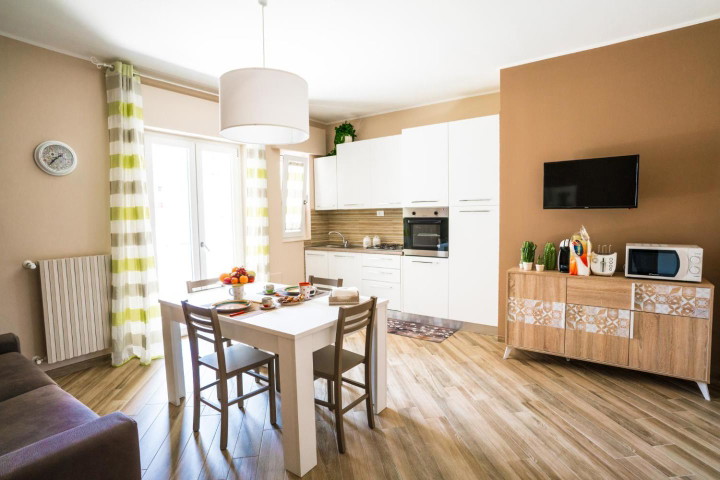 Sisters In Law Guesthouse - Monopoli
