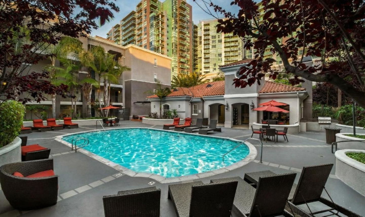 Marina Del Rey 1ba & 2ba Getaway - Pool - Spa - Gym - Marina del Rey