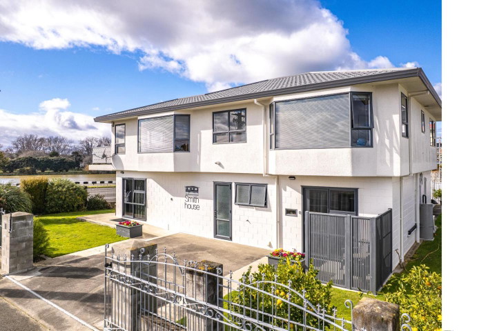 Smith House - Taranaki