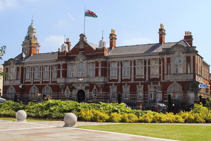 Morgans Hotel - Swansea