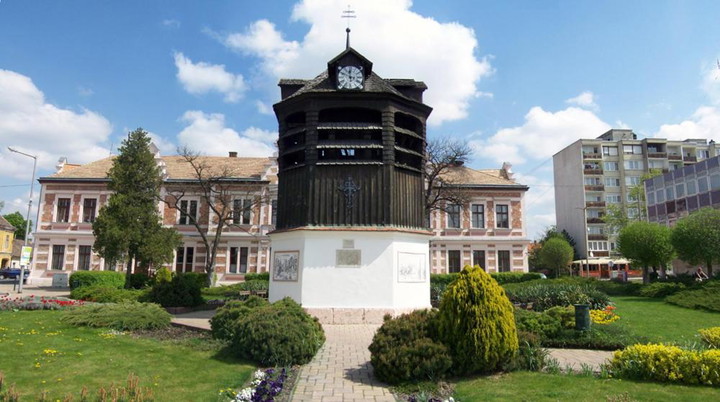 Harangláb Apartman Tata - Tata