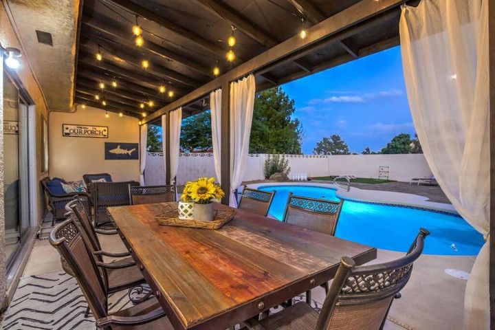 Hidden Gem In The Desert -Gym/pool/spa/games-4br - Las Vegas, NV