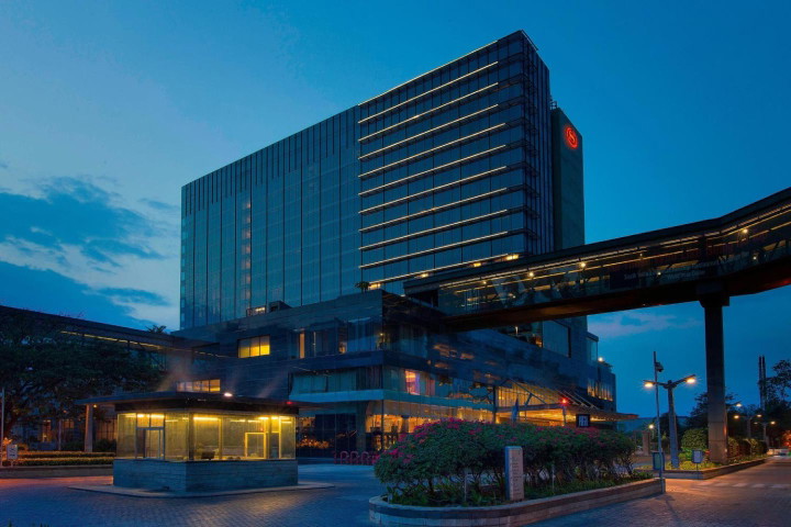 Sheraton Grand Bangalore Hotel At Brigade Gateway - Bangalore