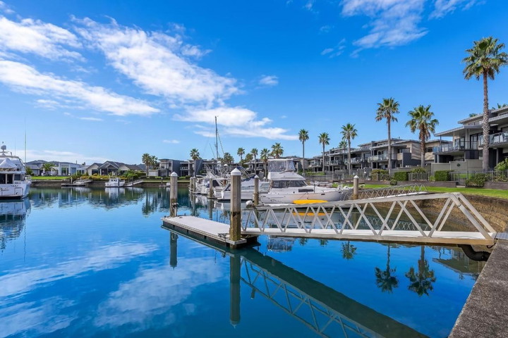 Villa One On The Waterways - Pool, Spa Pool, Tennis - Whitianga
