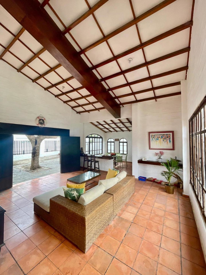 Veranda House Beachfront - El Salvador