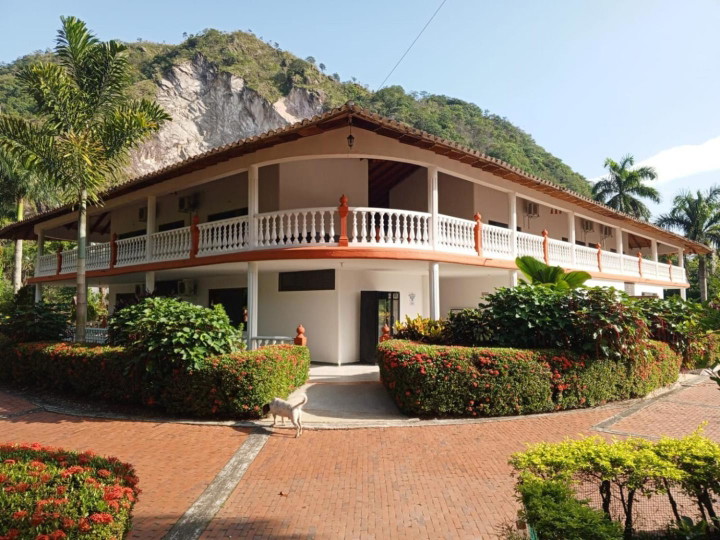 Hotel Villa De Los Angeles - Villavicencio
