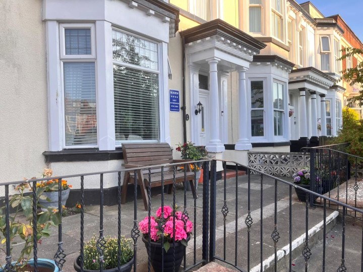 Seaview Inn - Southport