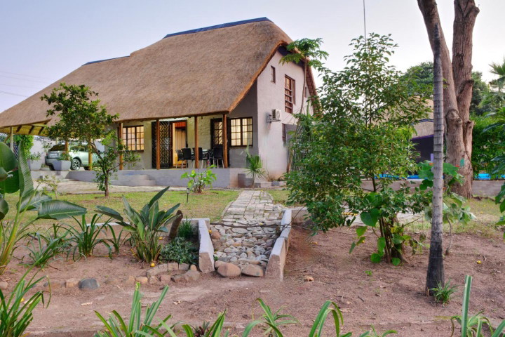Emathulini Holiday Home - Hazyview