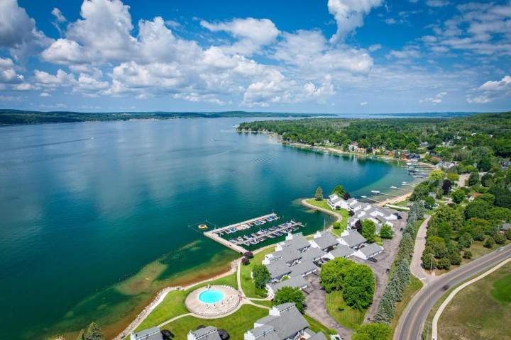 Luxury Lakefront Boyne City Townhome W/ Views! - Boyne City, MI