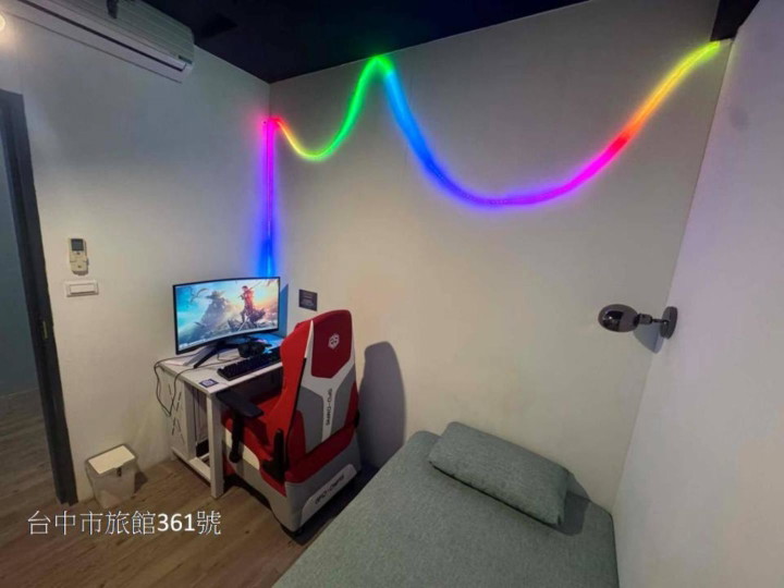 電競客棧宜舍館 - Taichung City